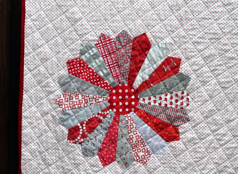 dresden plate block | WOMBAT QUILTS